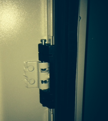7U Outdoor Pole Mounted Enclosure