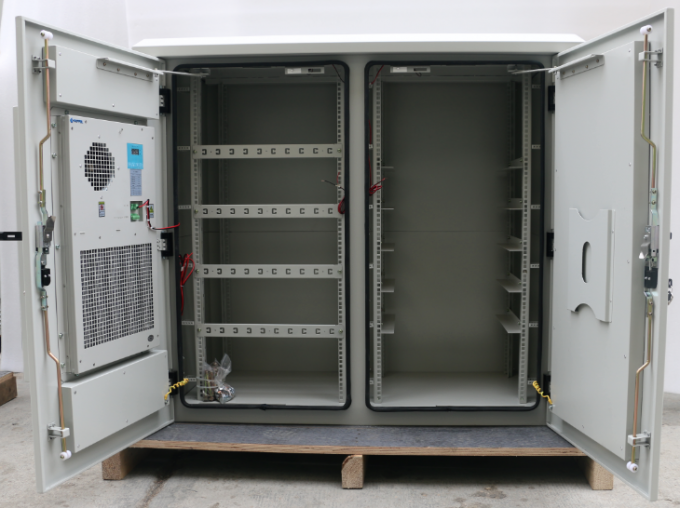 Two Compartment 24U Outdoor Wall Mounted Cabinet , Outdoor Telecom ...