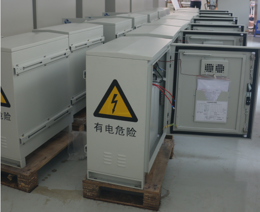 IP55 Single Wall Outdoor Wall Mounted Cabinet With Batttery Rectifier ...