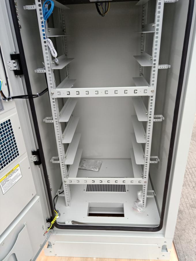 19 Inch Rail Floor Mounted Cabinet Single Wall Galvanized Steel With PDU